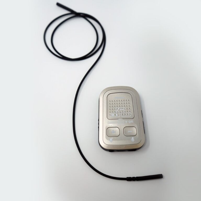 Phonak ComPilot II - Bluetooth Streaming And Remote Control - Hearing ...
